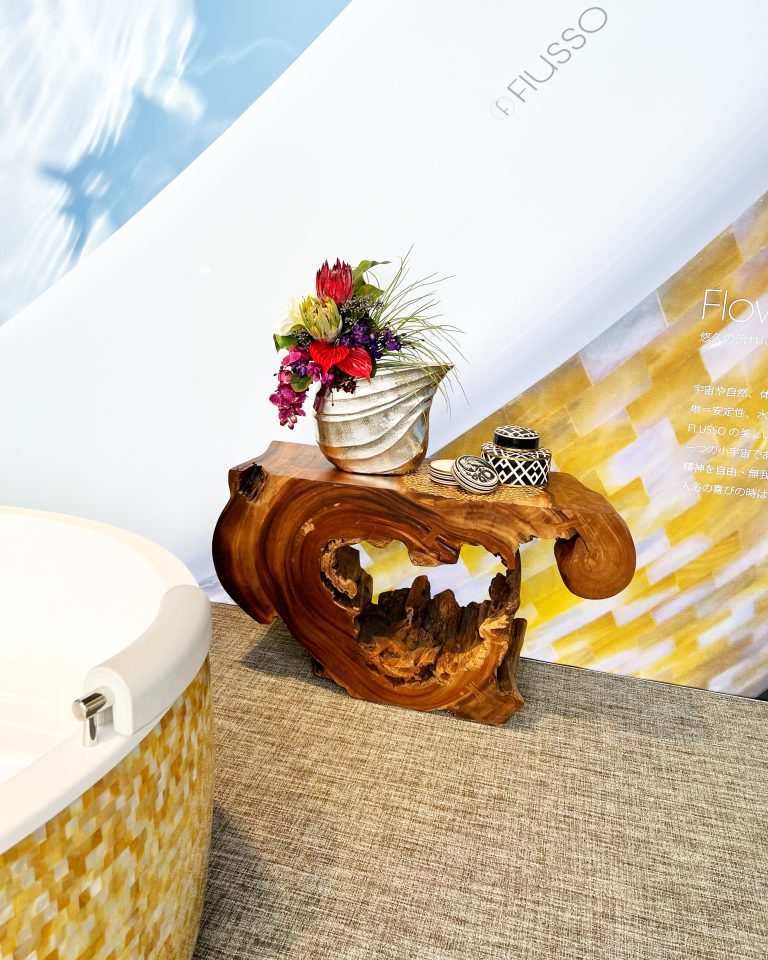 FLUSSO様 ショールーム お花の入れ替え - Lamer Fleur